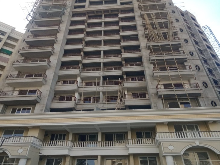 Highrise building erected, JDA notice to 14 and 7 floor buildings ...