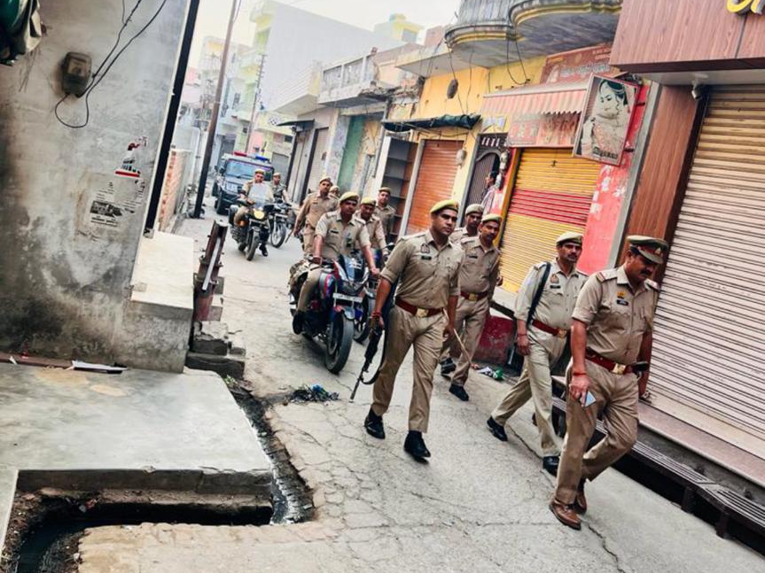 After the murder of Atiq-Ashraf, police deployed at the square ...