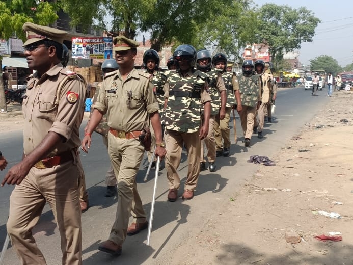 Flag march being done with anti-riot equipment, five QRT teams formed ...