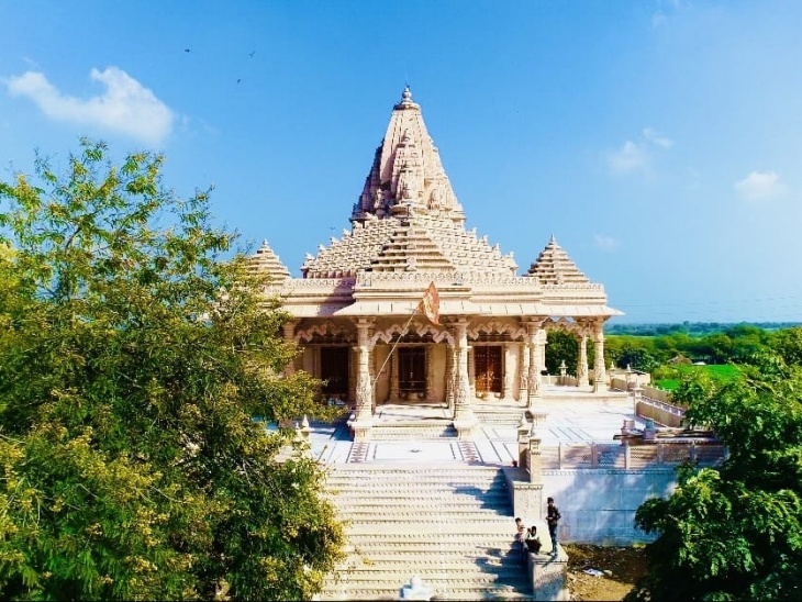 Dharnidhar Bhagwan's temple made of 11 crores in Bundi