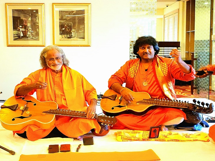 Pt Salil Bhatt and Pt Vishwamohan Bhatt's album 'Sanatan Satvik Swar ...