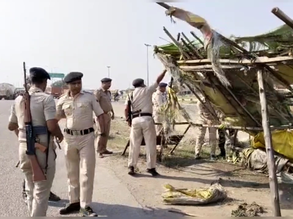 Action taken on the orders of DSP, SAP jawans were doing duty | मोहनिया ...