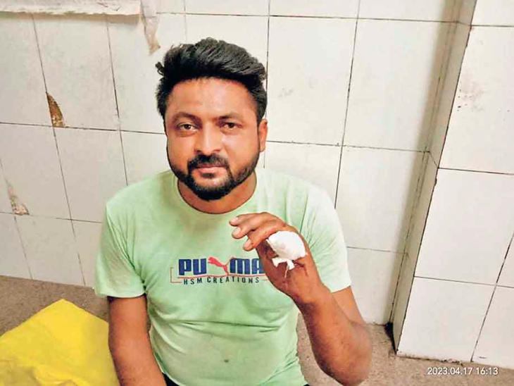 uncle cut finger with sword in old enmity | मारपीट का मामला: पुरानी ...