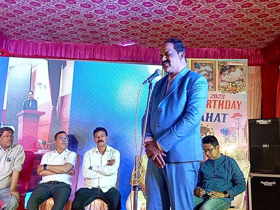 Literature is the mirror of society, honored by giving memento Ang ...