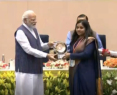 Anurag Jain and Burhanpur Collector Bhavya Mittal got award for excellent work in PM Gati Shakti ...