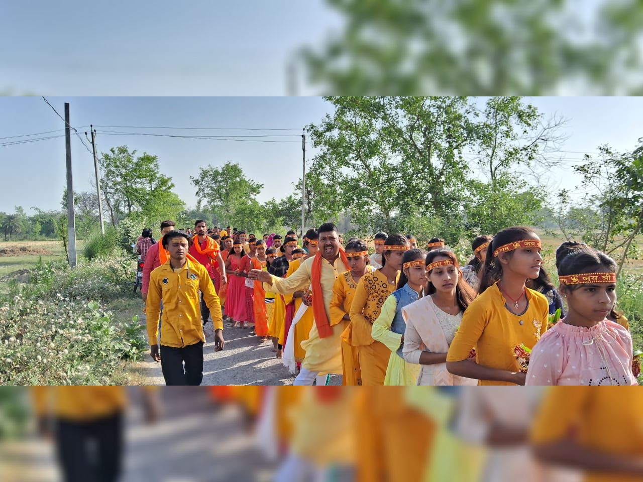 नौतन में श्रीमद्भागवत कथा को लेकर निकली कलशयात्रा | Kalshayatra took ...