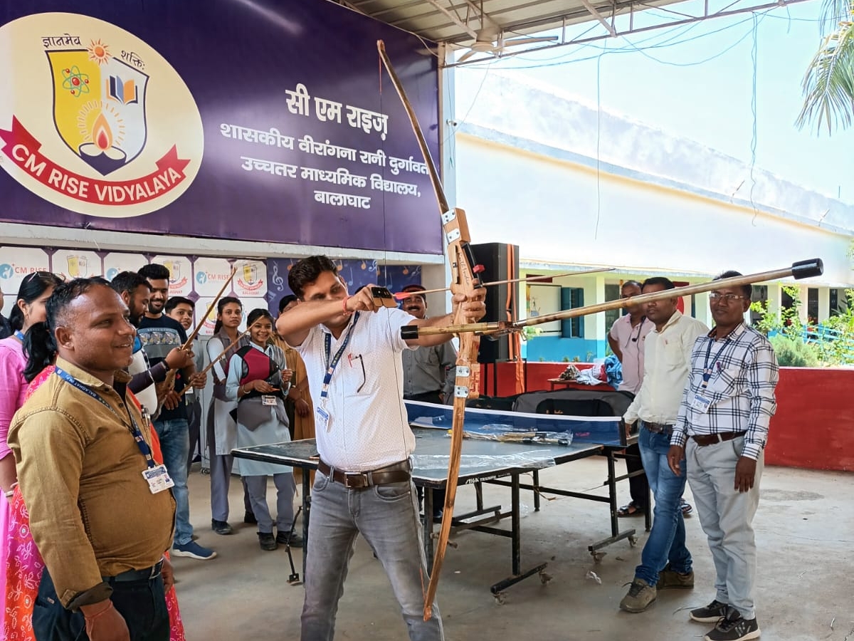 Archery training will be held at CM Rise School Balaghat, archery kits ...