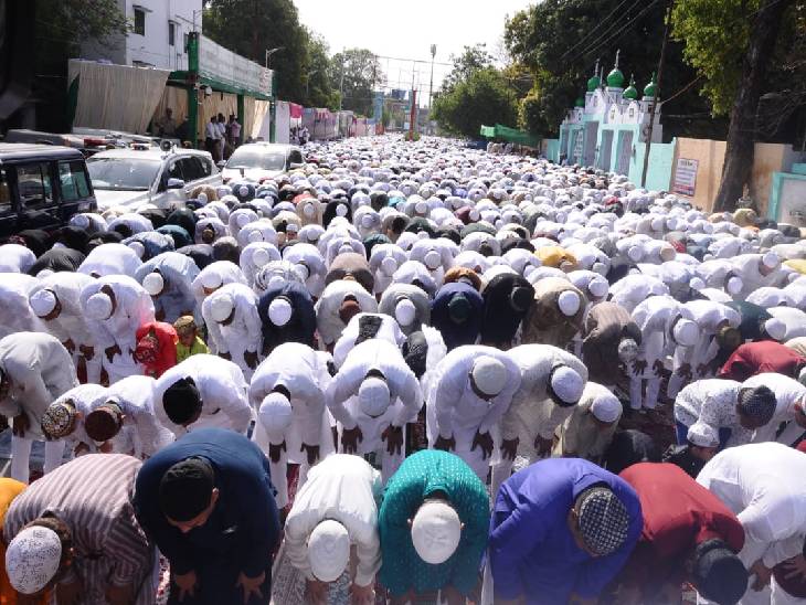 Eid being celebrated with brotherhood, see the festival of Eid in 11 ...