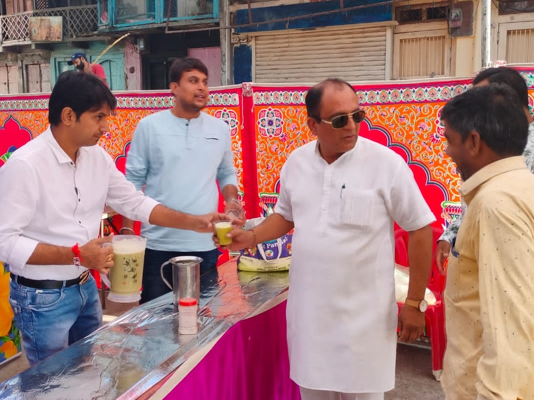 Told the importance of penance of Lord Adinath by drinking Ikshu juice ...