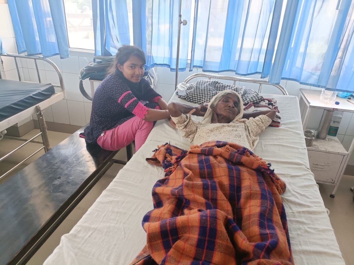 Fazilka News : Abohar Health News, Patient Upset Heat Abohar Hospital ...