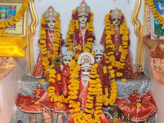 Kayastha society recited Sunderkand in the temple, distributed Prasad ...