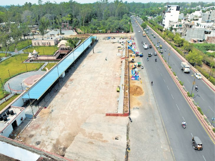 Private bus stand ready near Haat Bazar, inauguration soon, facility of ...