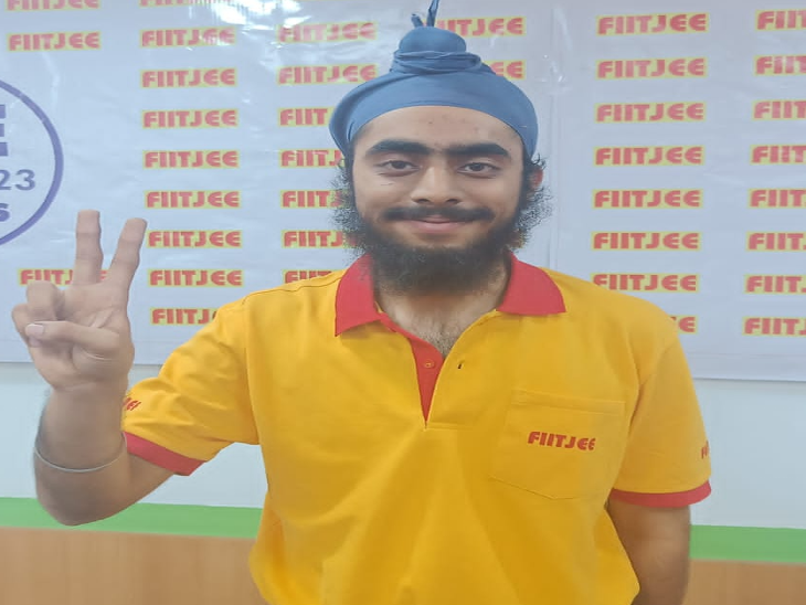 IIT Main Result Out - Lucknow student outperform - Jaskaran and Prajwal ...