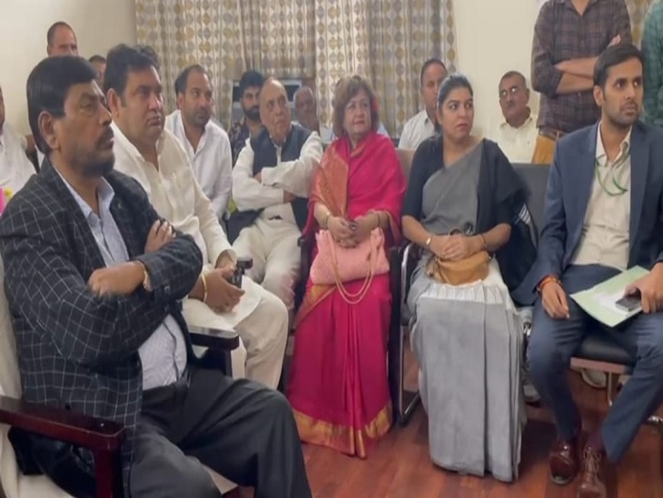 Union Minister of State Ramdas Athavale predicted that the NDA ...