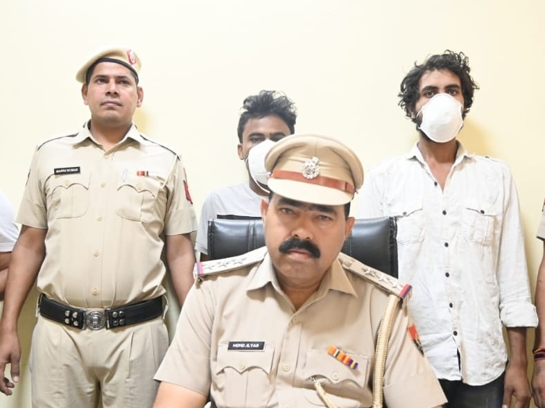 Palwal Police Arrested Five Criminals, Recovered Pistol, Tablet ...