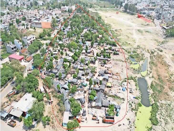 Bhangi Cho one km is getting filled with garbage and encroachment. Only ...