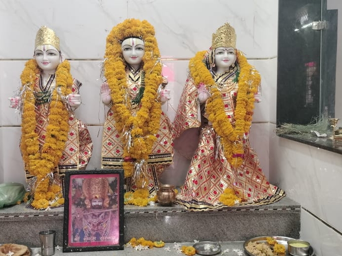 Distribution of Prasadi to the devotees after consecration of Shri Ram ...