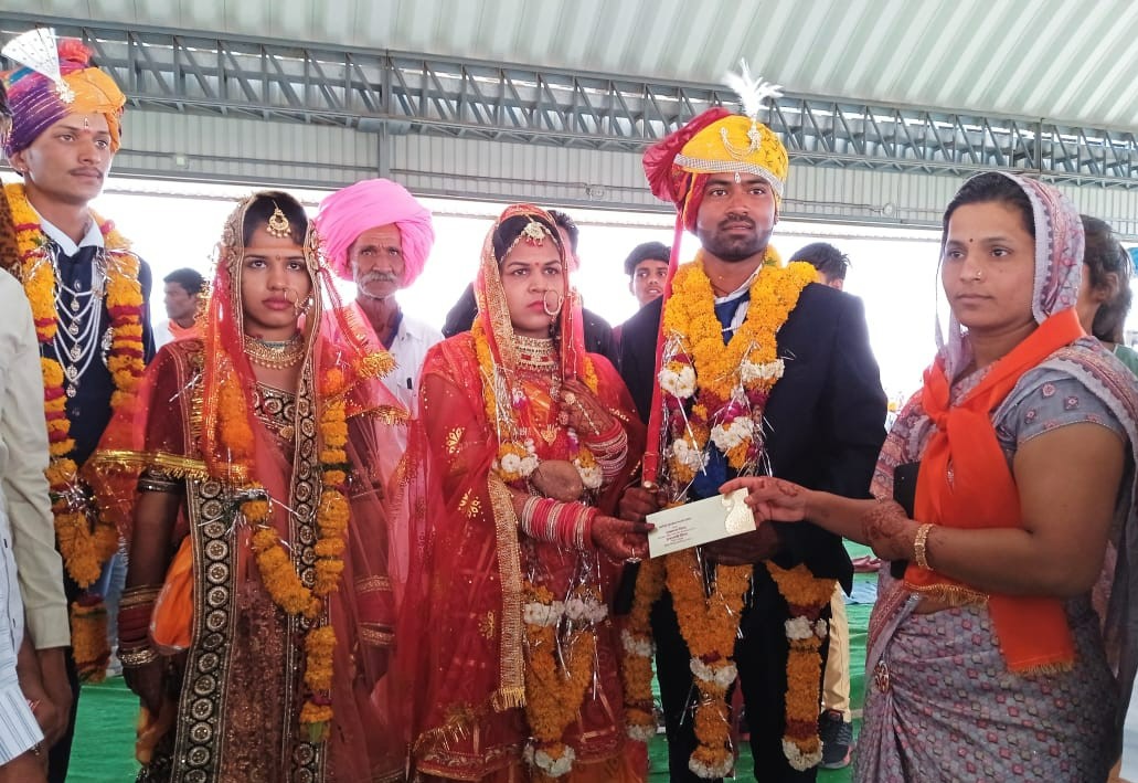 25 couples tied the knot in the mass marriage conference of Dhangar ...