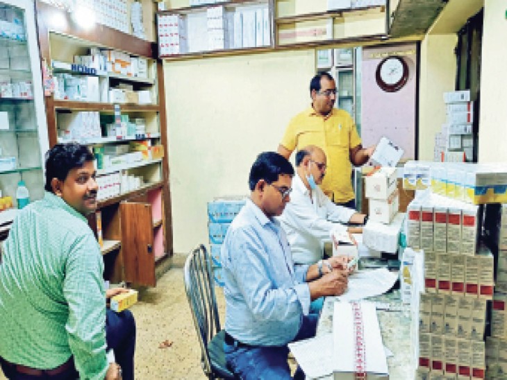 The drug department team raided two shops; Expired medicines worth Rs 2 ...
