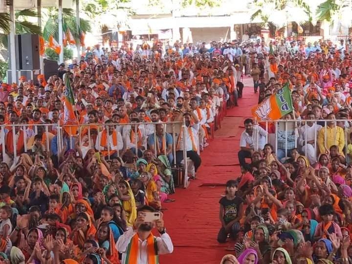 Regional president Sahajanand Rai called for solidarity with the ...