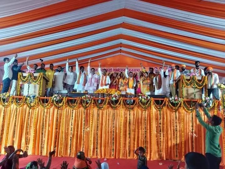 Regional president Sahajanand Rai called for solidarity with the ...