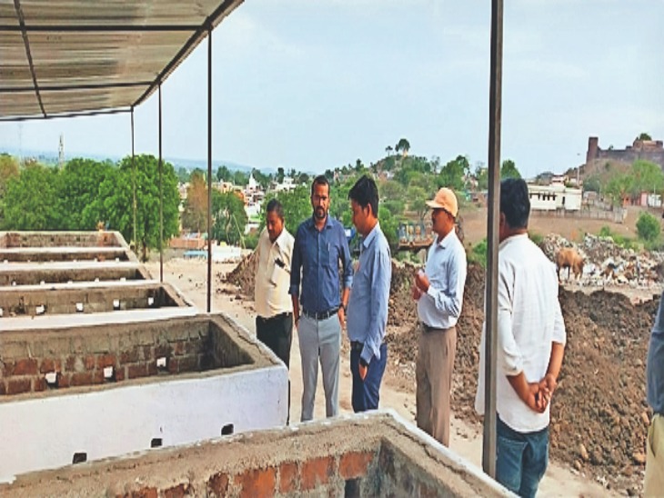 SDM found wet waste processing unit closed during inspection | लापरवाही ...