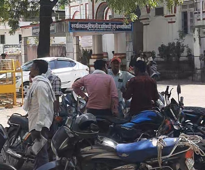 Temperature reached 43 degree in Ratlam district, roads deserted due to ...