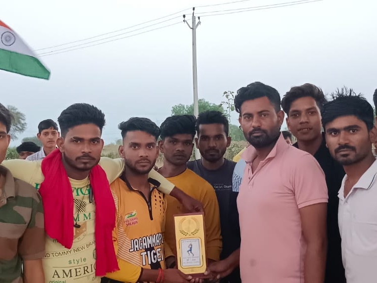 Avneesh was man of the match in Panchnad Cricket Championship ...