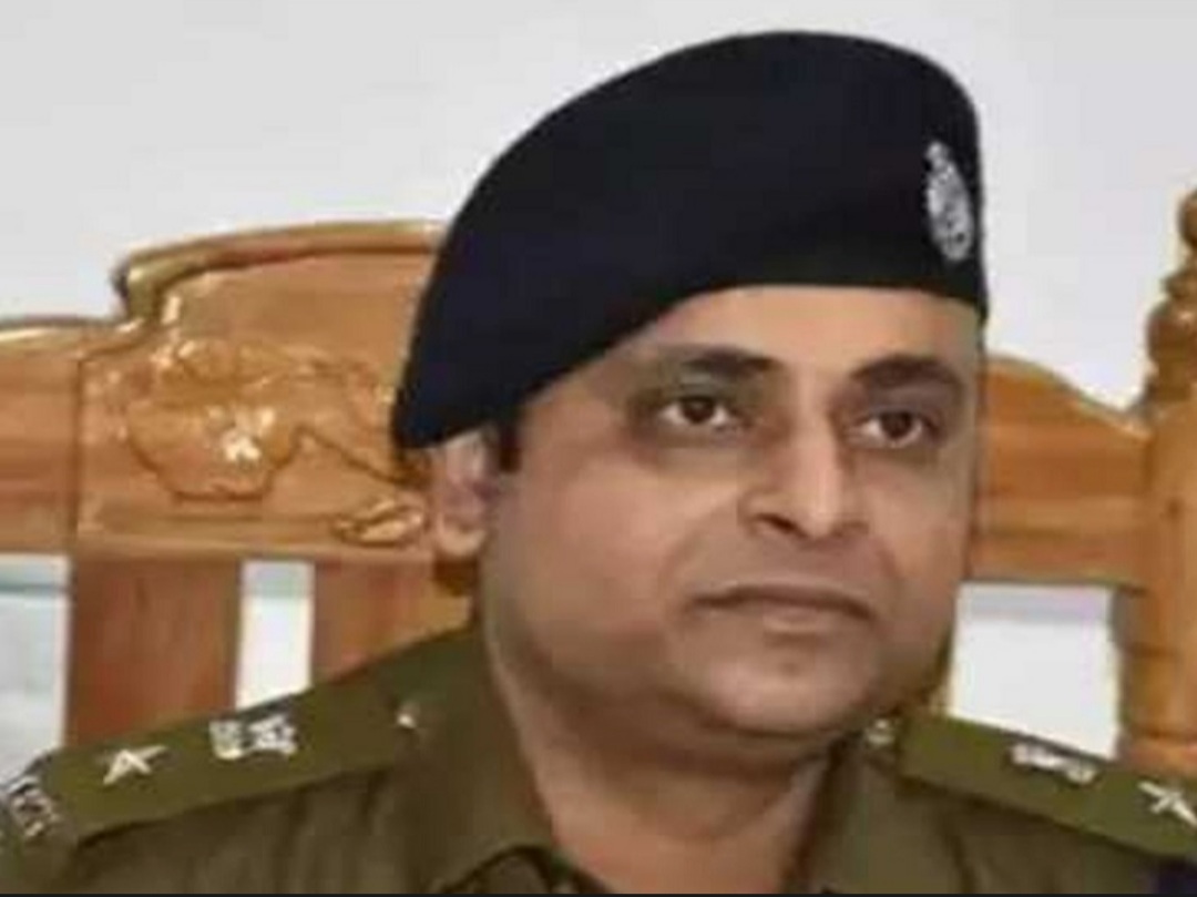 suspended ips aditya kumar advocate reaction; bihar bhaskar latest news ...