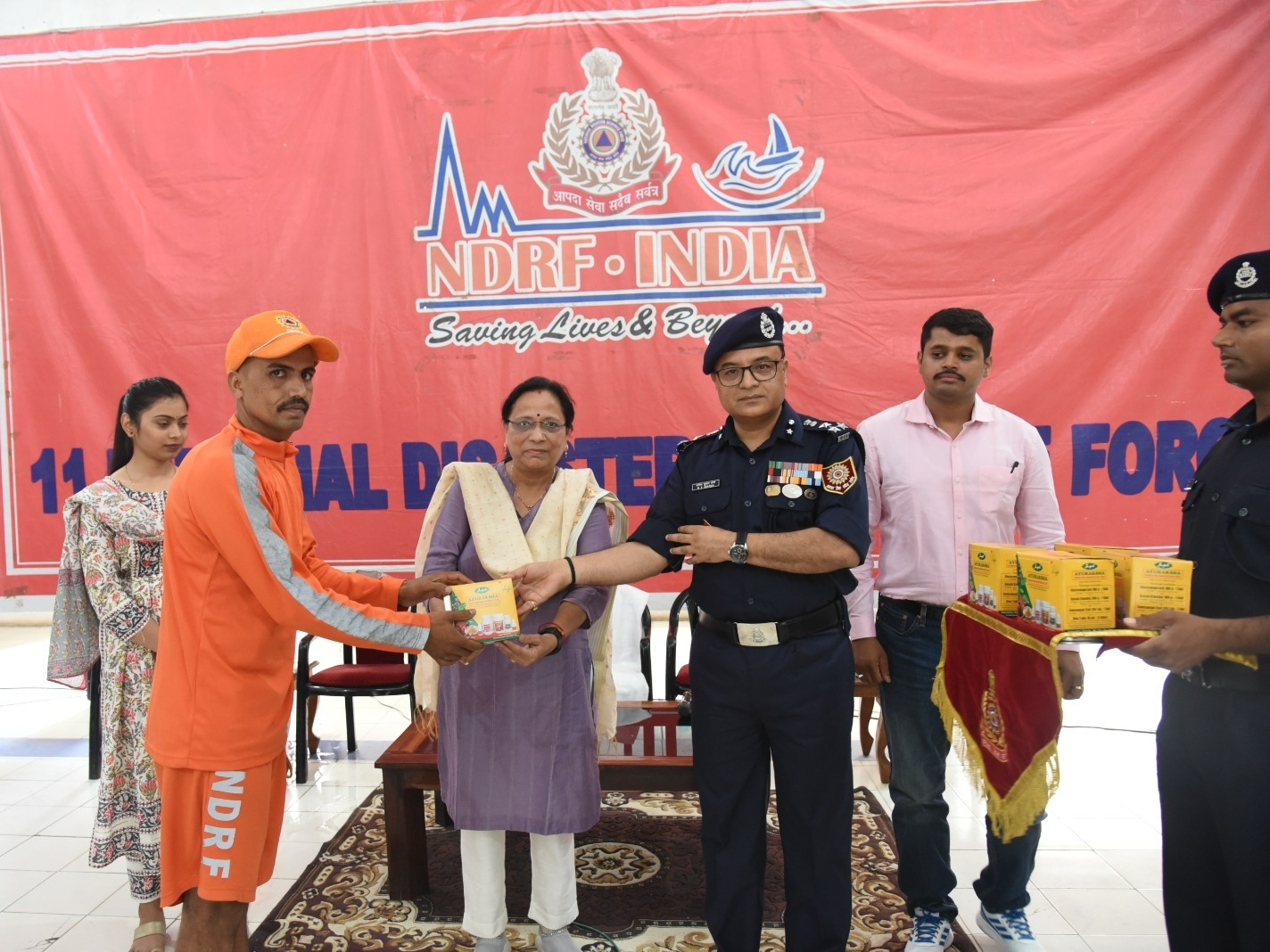 Ayurveda immuno-boosting insect distributed at NDRF headquarter Varanasi | NDRF मुख्यालय वाराणसी ...