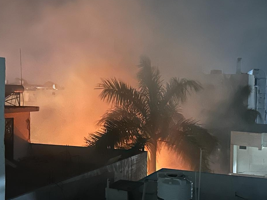 The fire was brought under control with the help of the Municipal ...