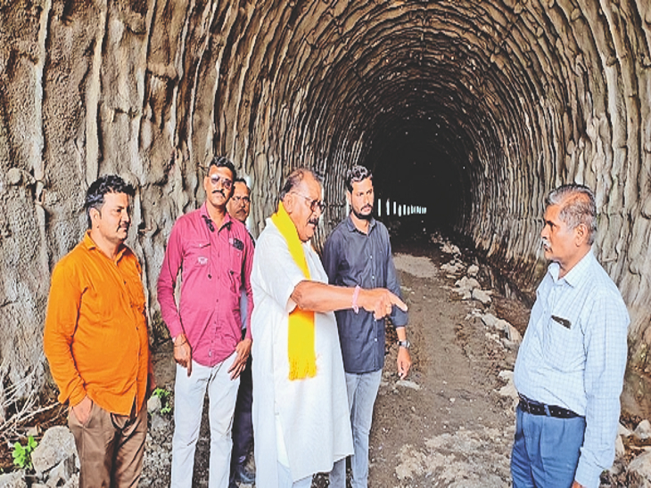 Will be able to connect only with Dhar-Indore and Jhabua-Dahod, because ...
