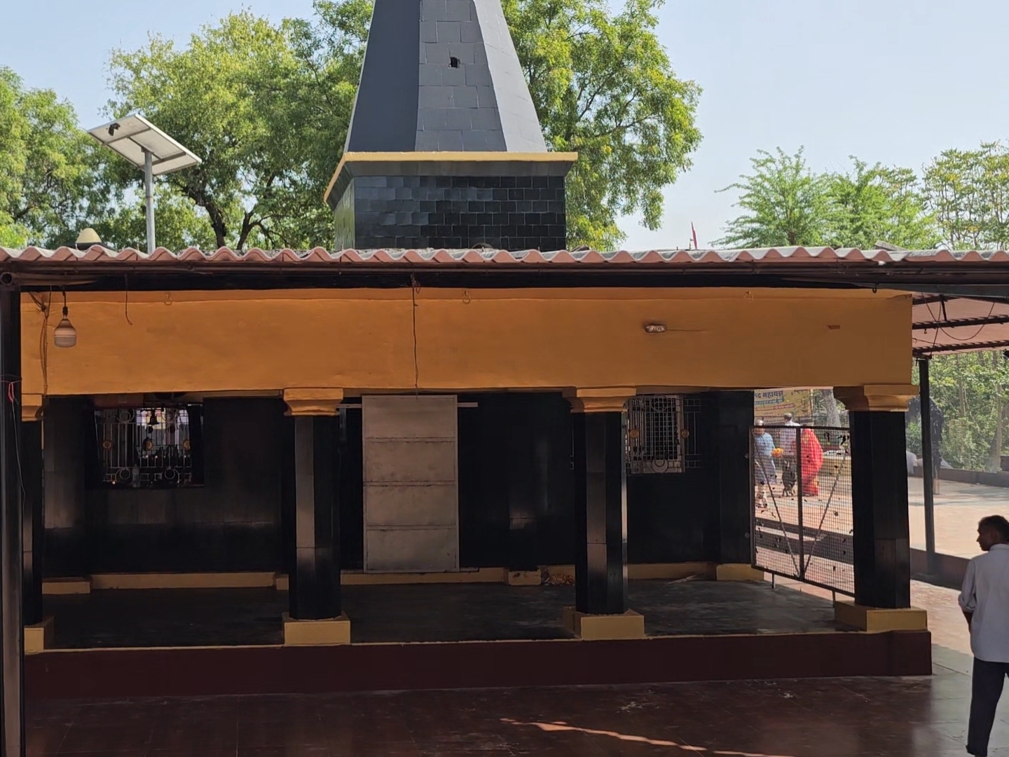 Shani Jayanti celebrated with pomp; Devotees suffering from Sade Sati ...