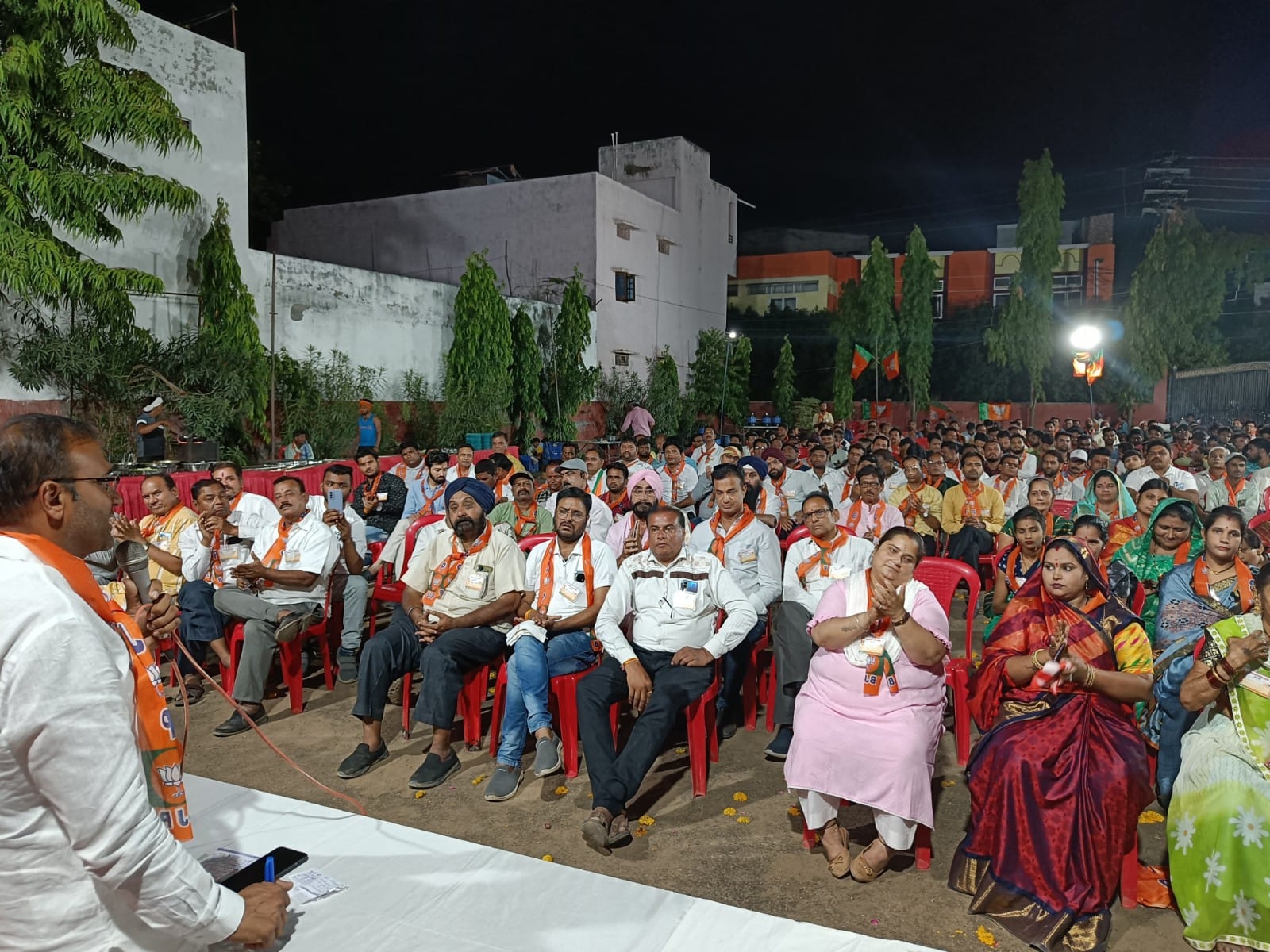Came face to face in the Kabaddi field, played sitolia together | पूर्व ...