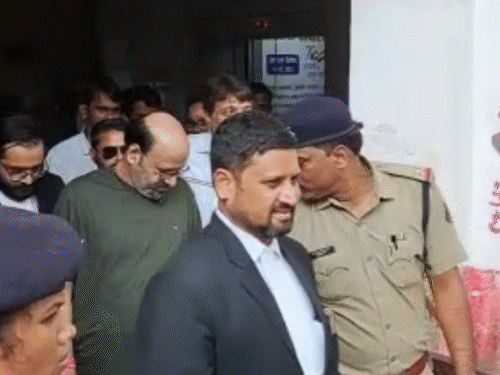 Anwar dhebar Nitesh Purohit jailed in liquor scam case ED takes two ...