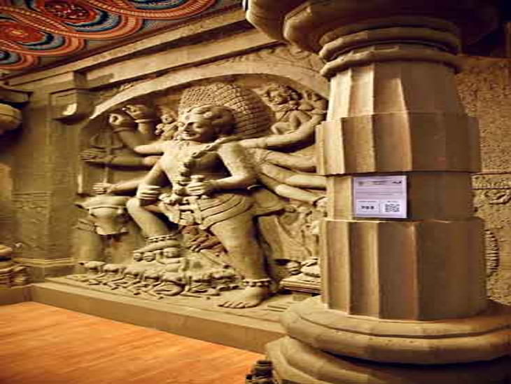 Information about statues and pictures started being heard as soon as ...
