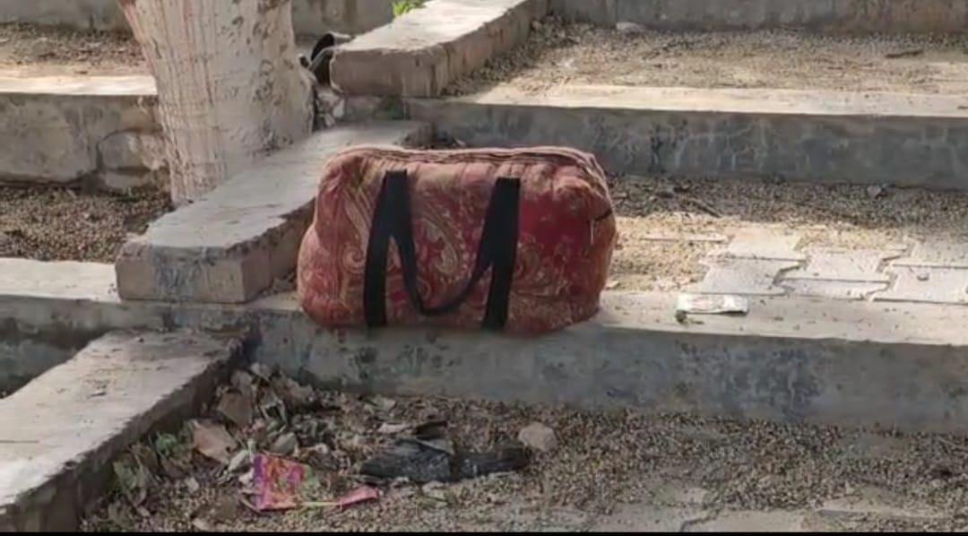 Used to do watchman work in Mathura, dead body was hanging on a tree in ...