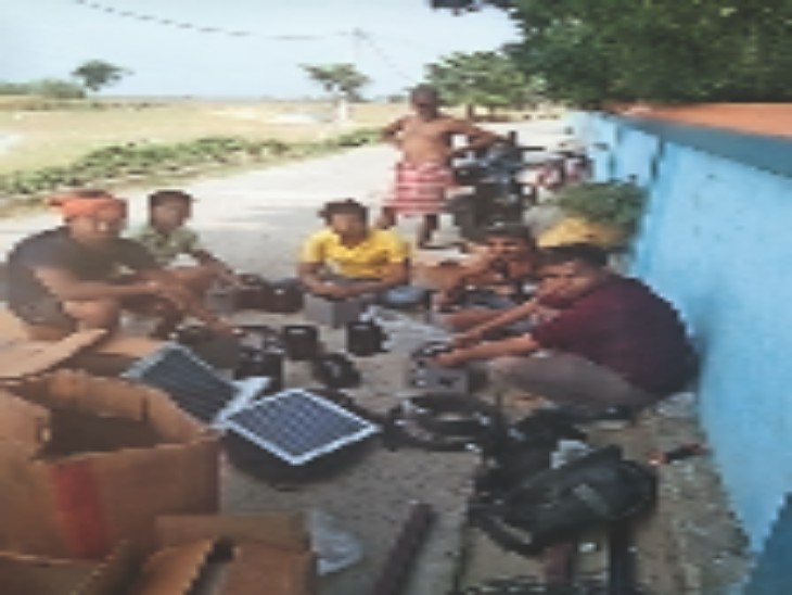 To stop the entry of elephants from the forests of Nepal, the work of ...