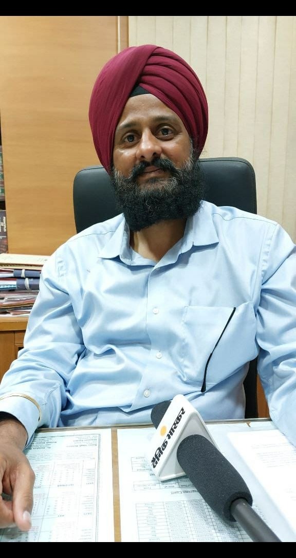 Asaram Ek Hi Banda Kafi Hai Moive Controversy; Advocate PC Solanki Vs ...