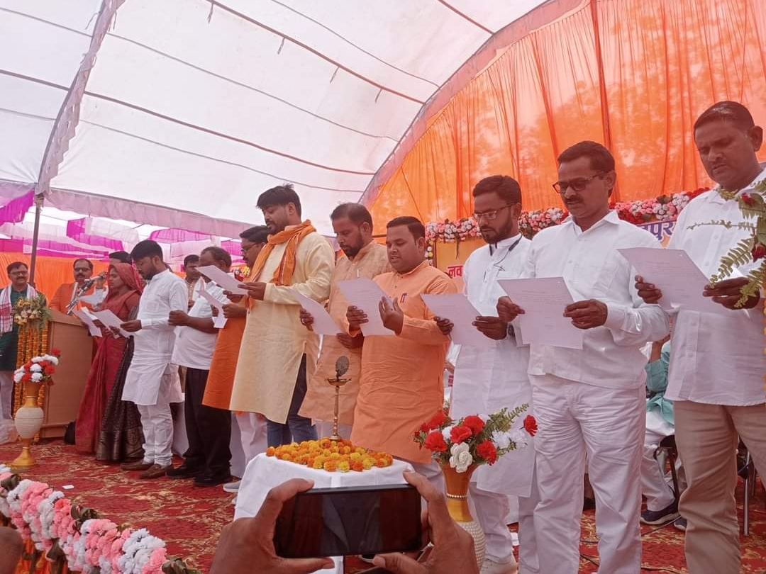 Nagar Panchayat President said after taking oath: his first resolution ...