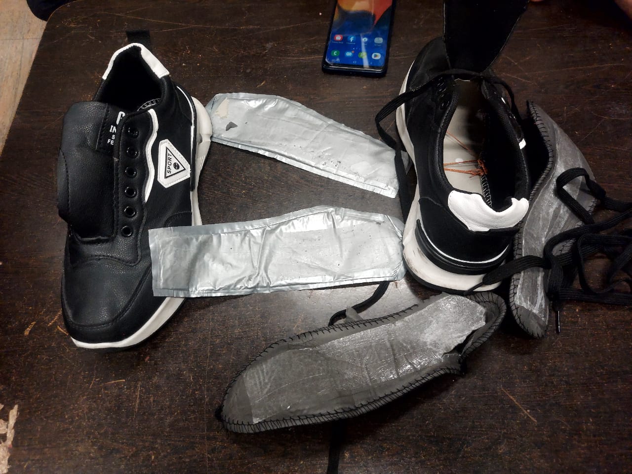 Jaipur Airport Gold Smuggling; Gold Found In Inner Wear And Shoes | इनर ...