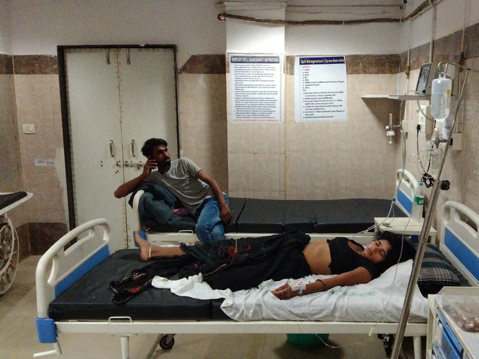 Admitted to district hospital in critical condition, treatment ...