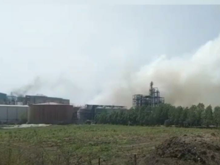 Several fire engines extinguishing the fire, the mill is located on the ...