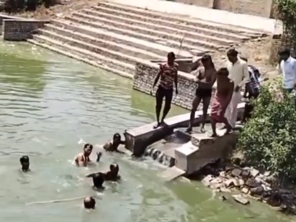 Teenager drowned in deep water while taking bath, police sent body for ...
