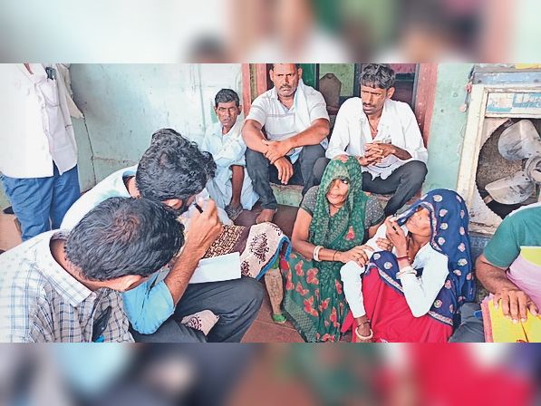 Careless doctor-compounder and ANM APO | लापरवाही का मामला: लापरवाह ...