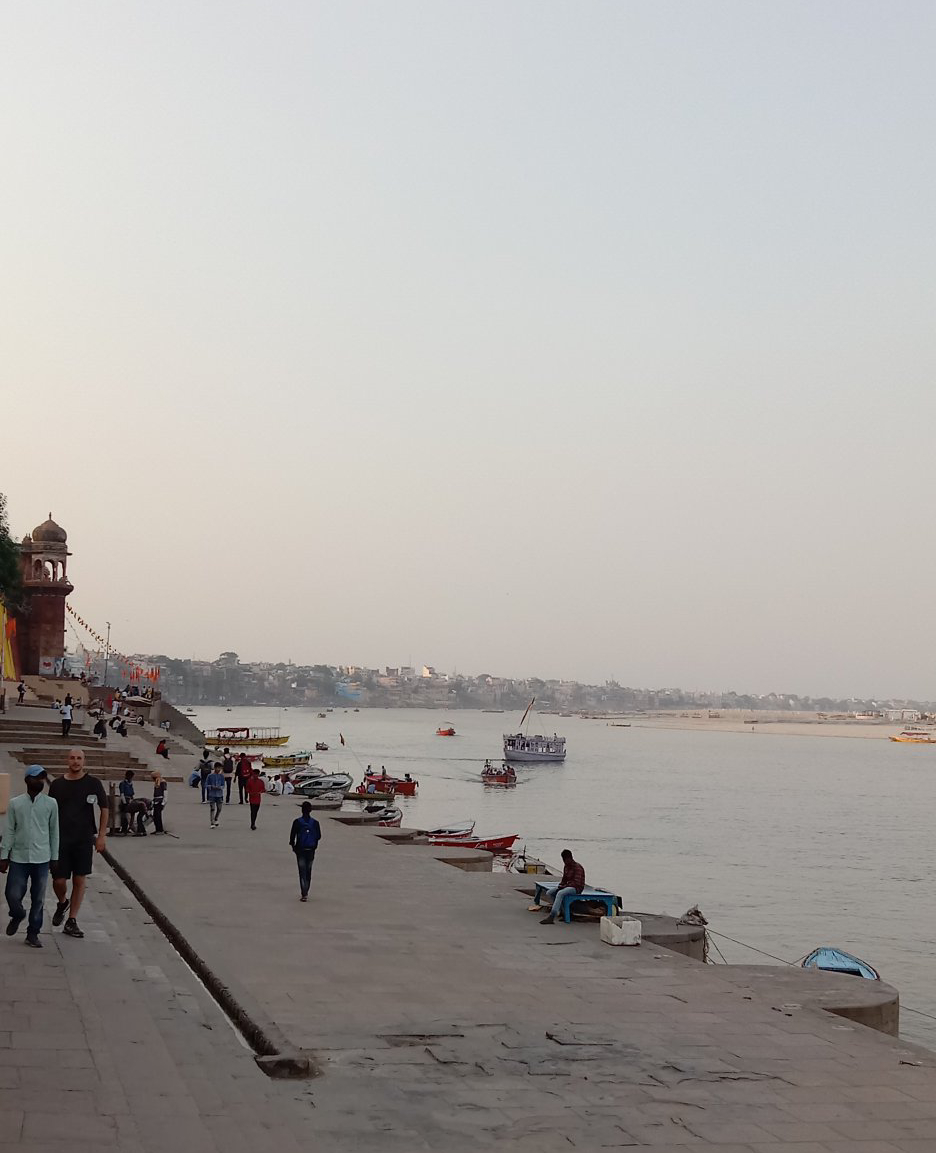 Today there is strong sunlight in Varanasi; Relief from that, signs of ...
