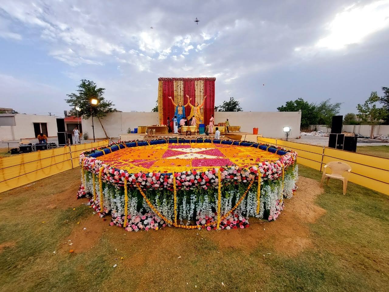 Panihati Chida Dahi Festival celebrated in Krishna Balram Temple of ...
