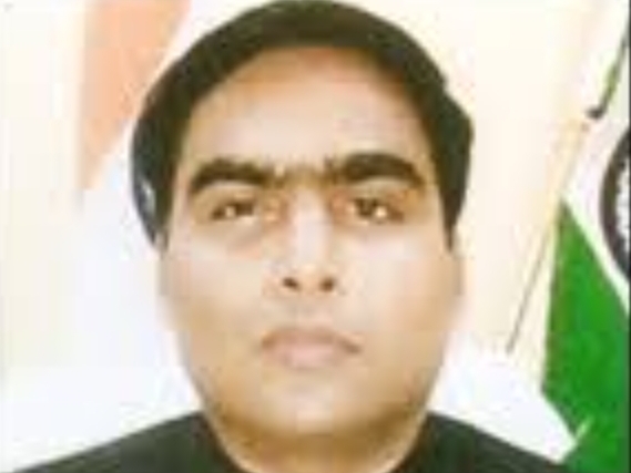2010 batch IAS Akhand Pratap Singh will be the new DM of the district ...