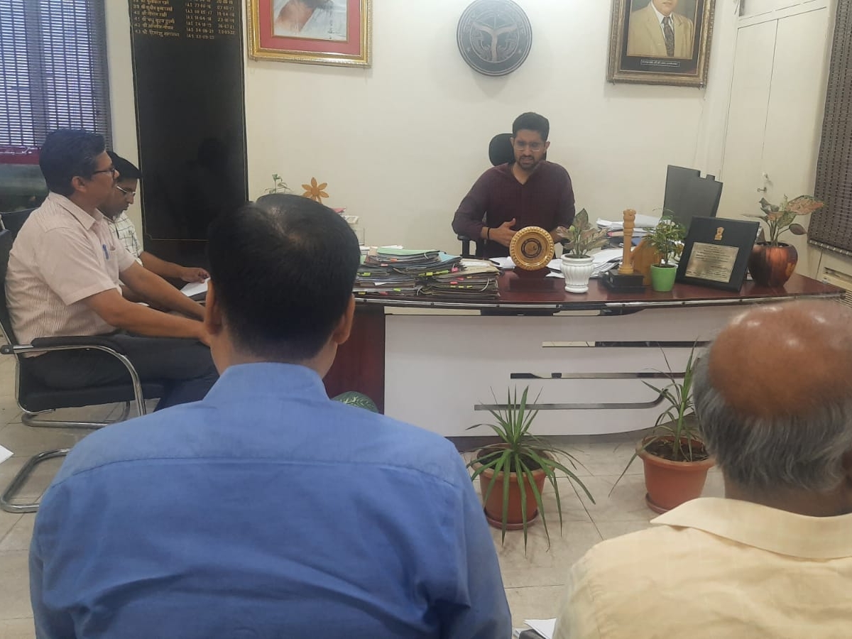 Chief Development Officer held a review meeting, said - the site should ...