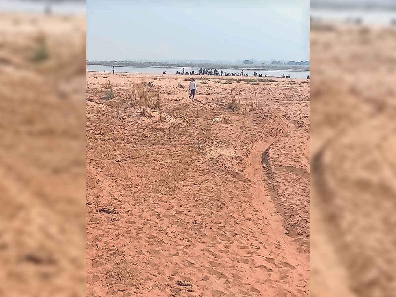 Permission granted to lift sand from 73 ghats of Palamu, ban on storage ...